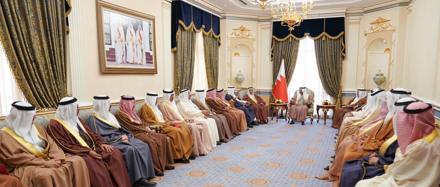 HRH Premier receives a number of Royal Family members and officials ...