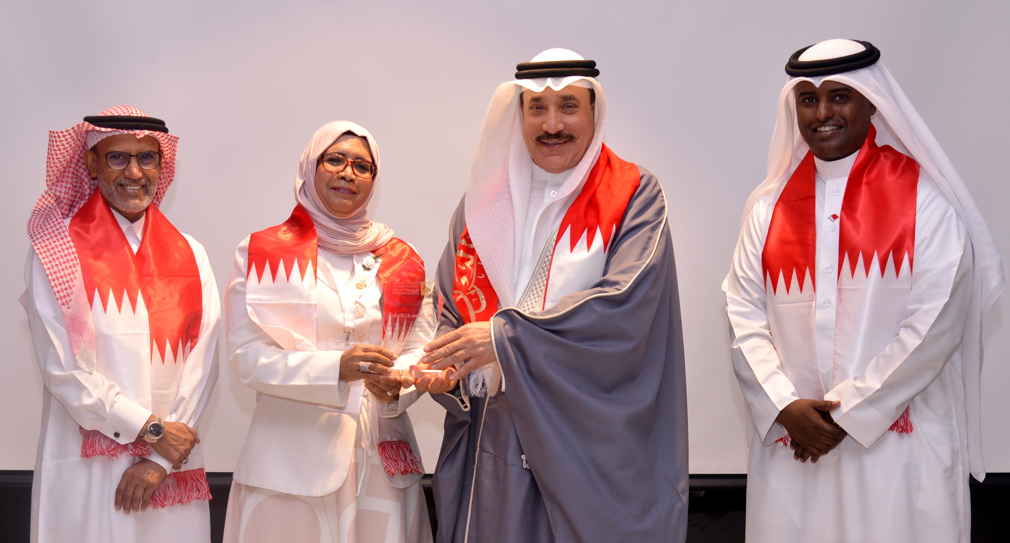 Humaidan patronizes third annual training, coaching forum | Bahrain ...