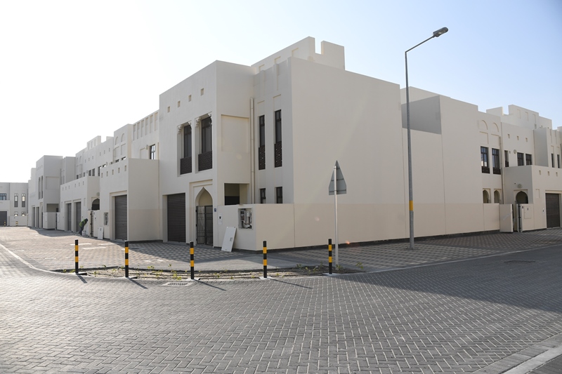 Housing Minister inspects East Al-Hidd Town project today | Bahrain ...