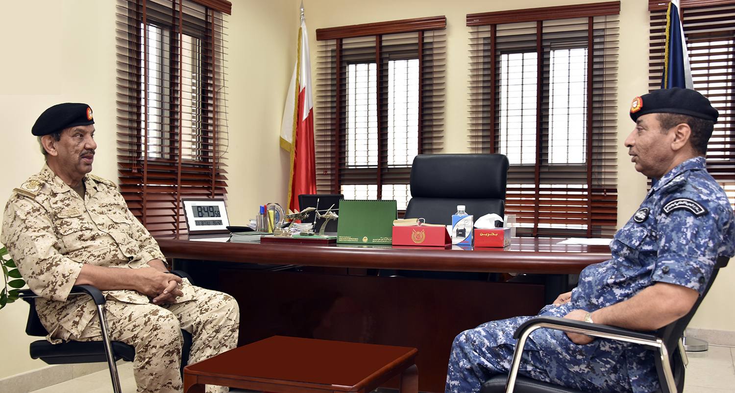 Commander-in-Chief inspects a number of BDF units. | Bahrain News Agency