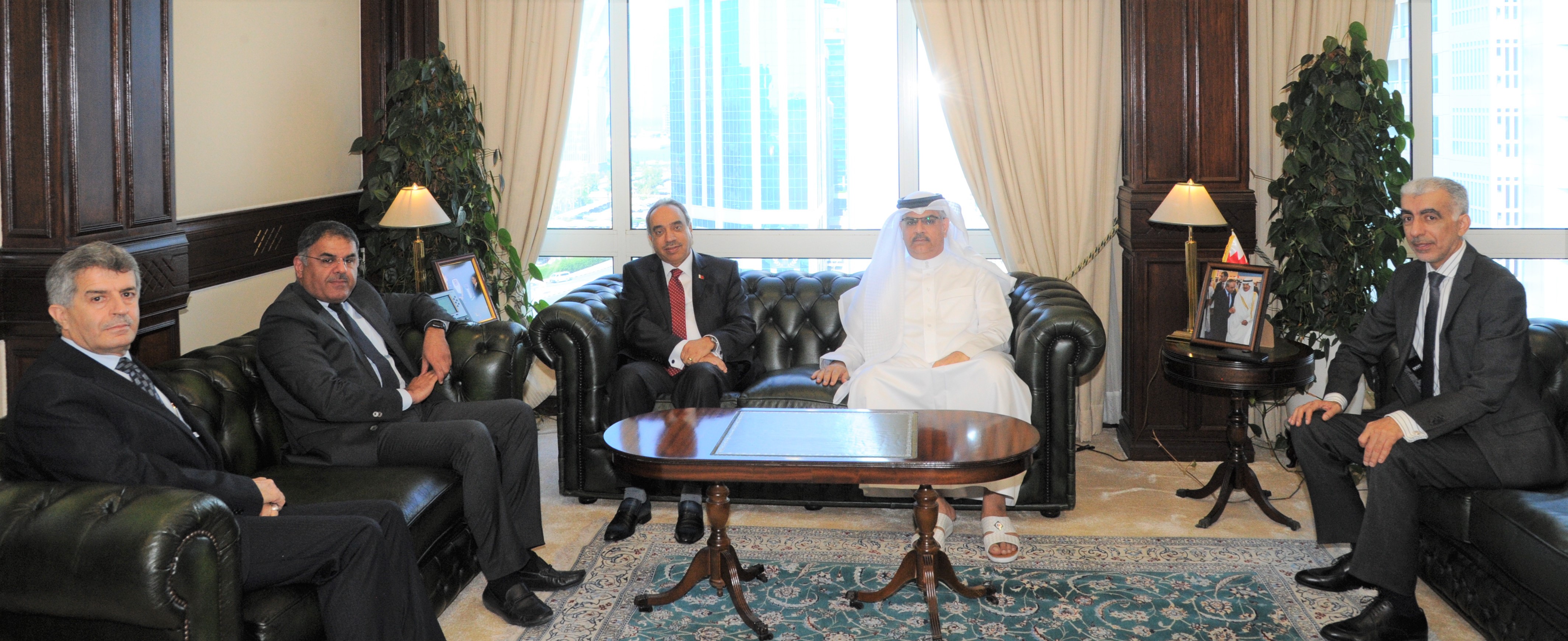 Works Minister receives Salah Hassan (engineer). | Bahrain News Agency