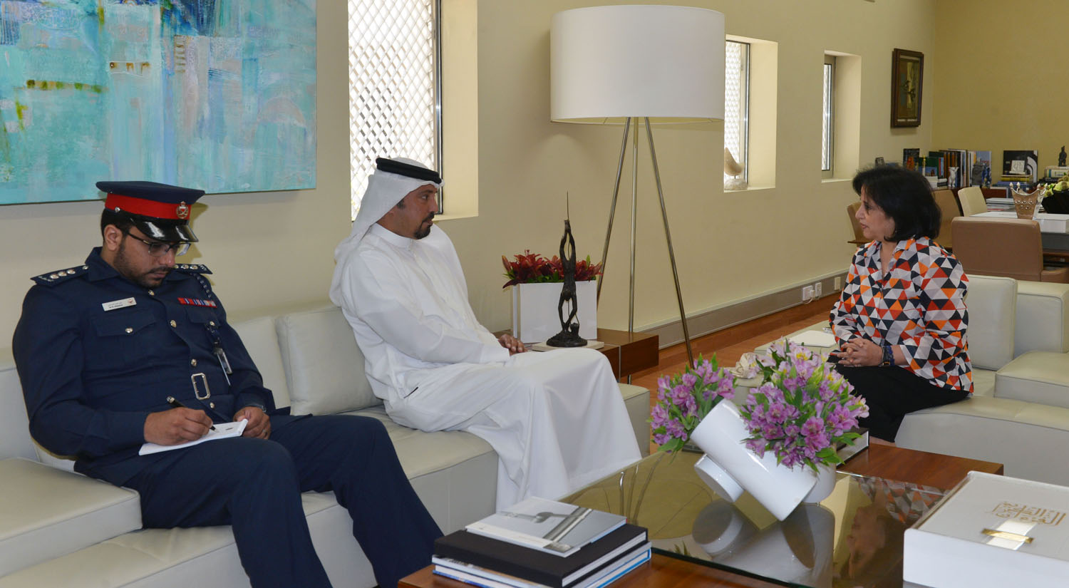 Shaikha Mai receives Customs president | Bahrain News Agency