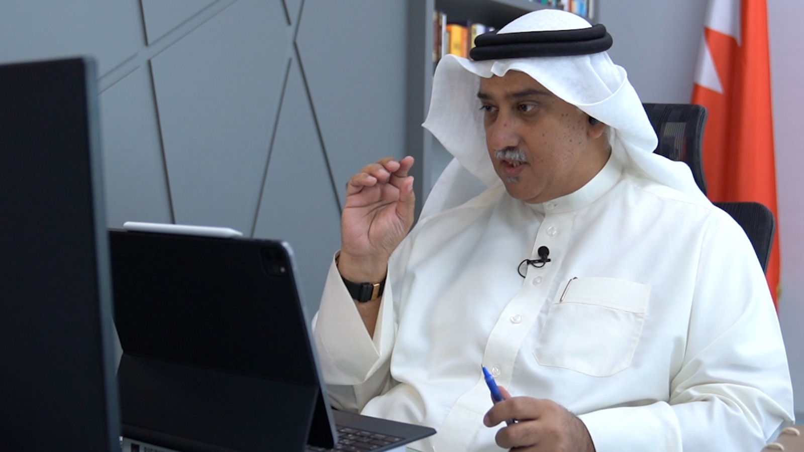 BIPA Chairman meets Hipo Youth program members | Bahrain News Agency