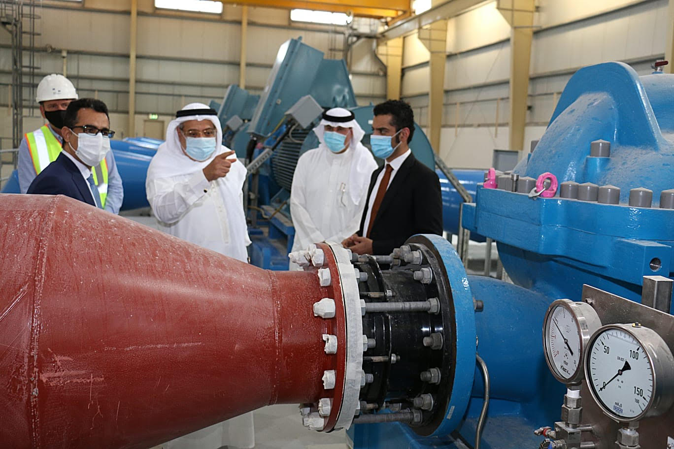 Electricity Minister visits Aldur Power and Water plant | Bahrain News ...