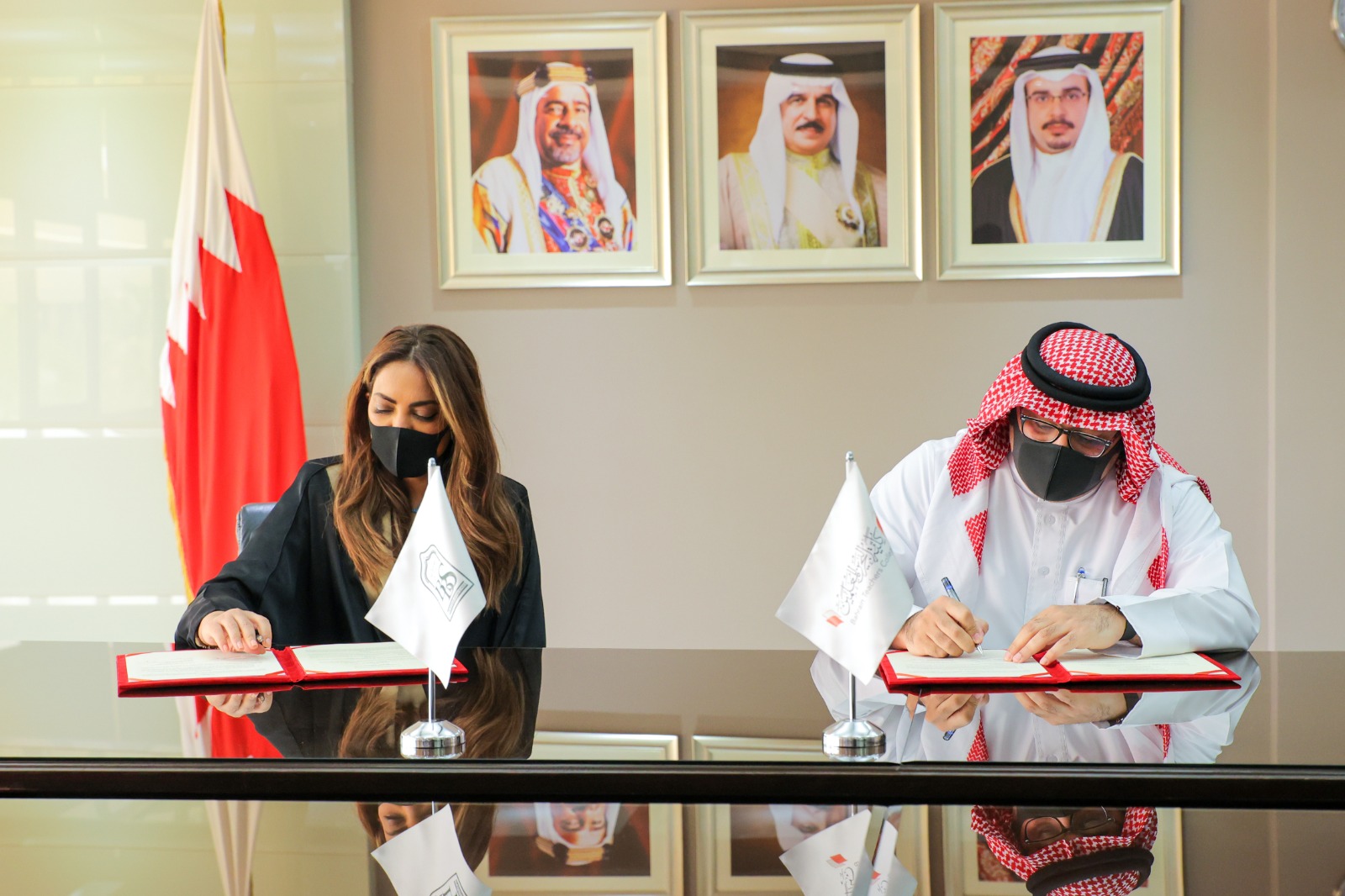 Bahrain Teachers College signs memorandum of understanding with Bahrain ...