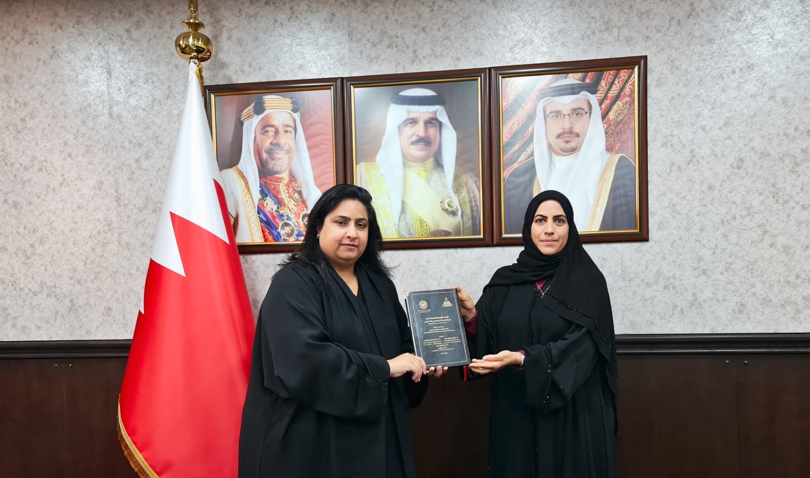 HEC Secretary-General receives Dr Fatima Nasser | Bahrain News Agency