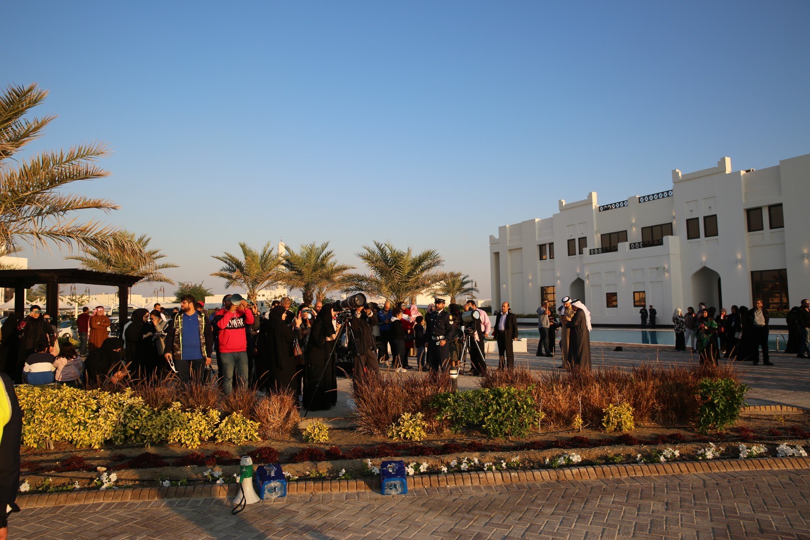 Royal Police Academy holds a lecture on solar eclipse | Bahrain News Agency
