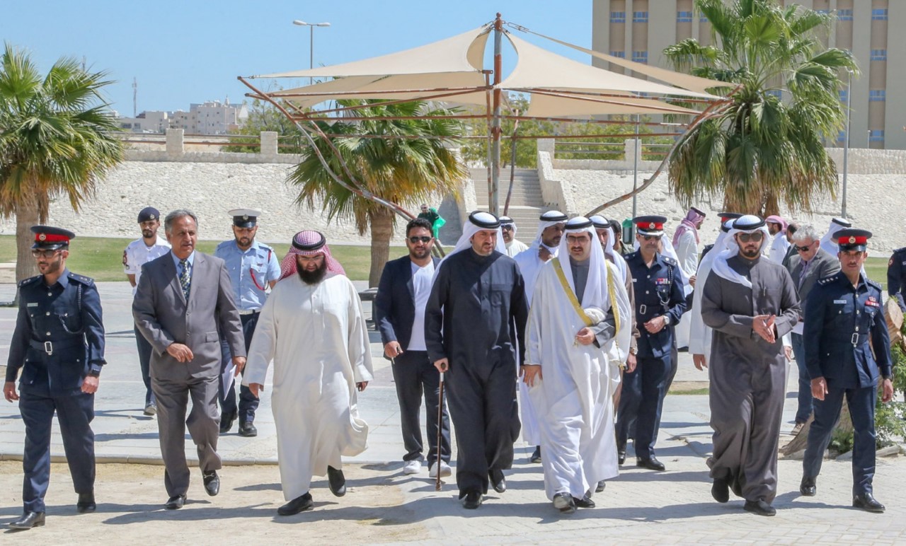 Southern Governor inspects West Riffa area | Bahrain News Agency
