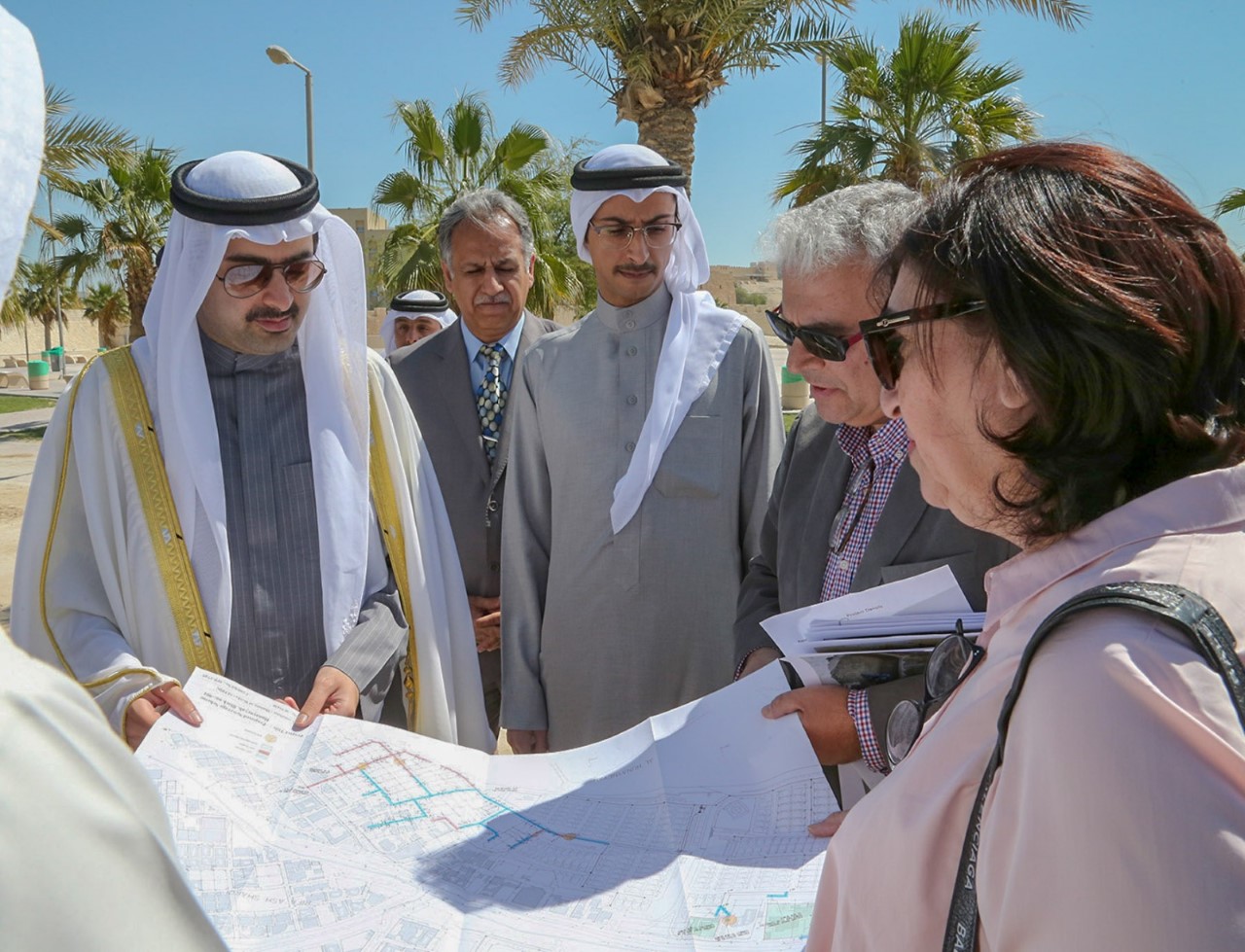 Southern Governor inspects West Riffa area | Bahrain News Agency