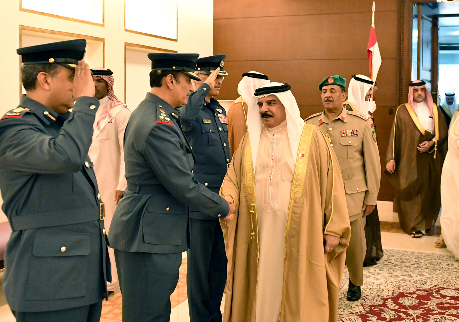 HM the King returns to Bahrain after a visit to the UAE | Bahrain News ...