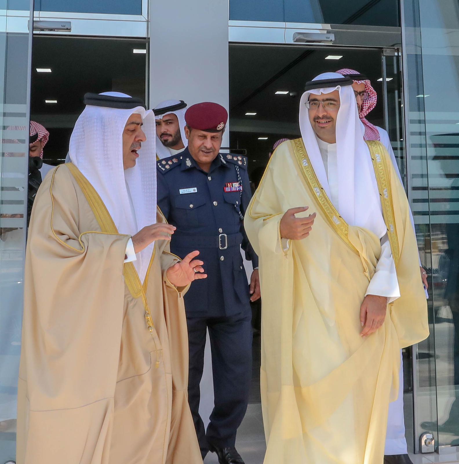 Southern Governor inspects new LMRA’s branch in Buhair | Bahrain News ...