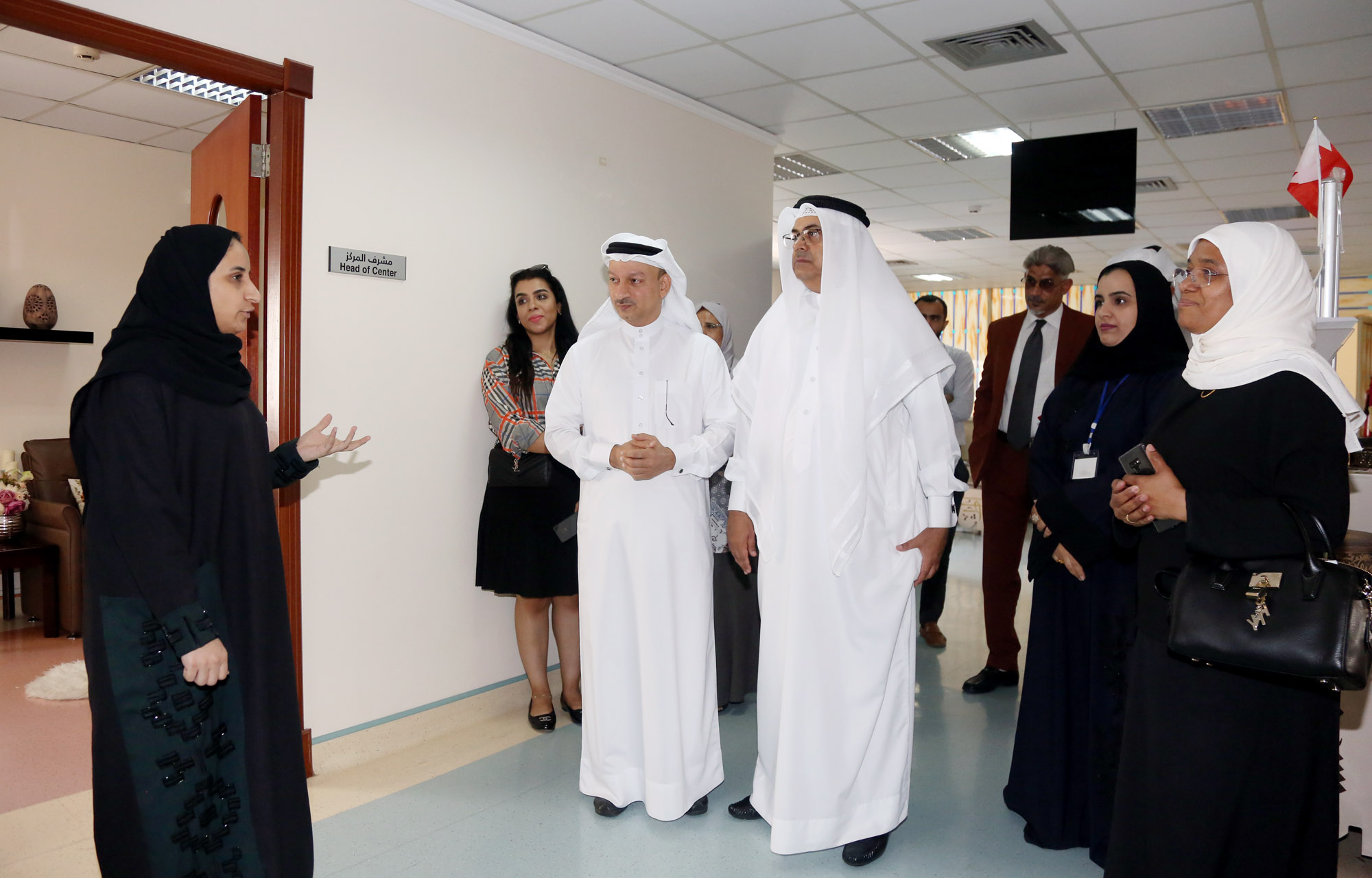 Capital governorate reviews Manama Community Center programs | Bahrain ...