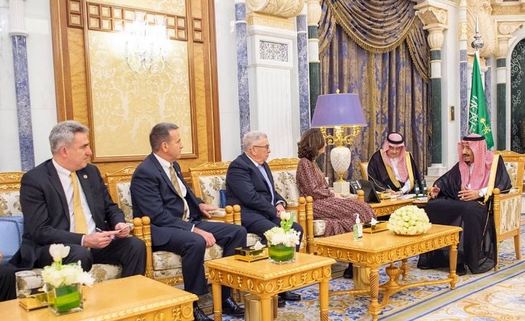 Saudi King receives CIA Director