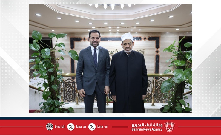 Grand Imam of Al Azhar receives Sec Gen of Muslim Council of Elders