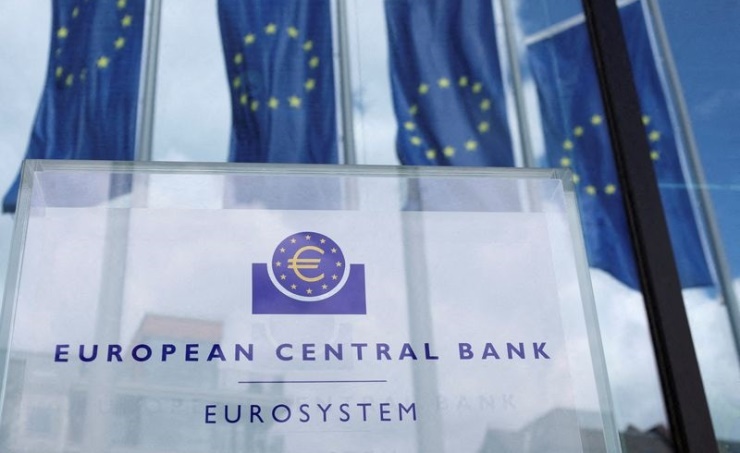 ECB sticks to rate hike plan despite banking turmoil
