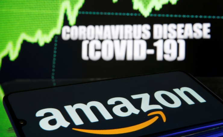 Amazon raises pay for workers