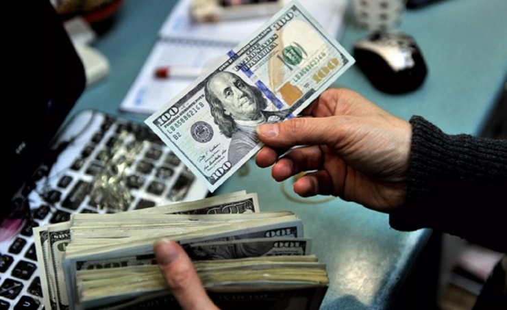 مصر تسدد 2.5 مليار دولار مديونيات خارجية في شهرين