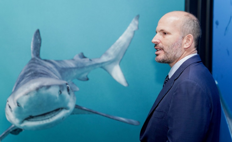 The Living Sea" Exhibition by Prince Hussain Aga Khan and Simone ...