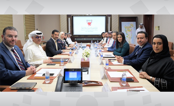 Municipalities, Bahrain Engineers Society discuss cooperation