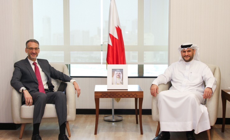 LMRA CEO meets US Ambassador to Bahrain
