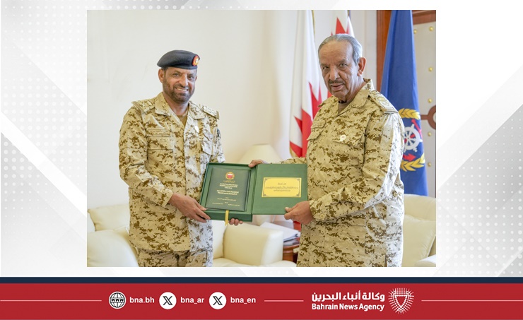 Commander-in-Chief receives Major General Ali Saeed Buraid Al Mansoori