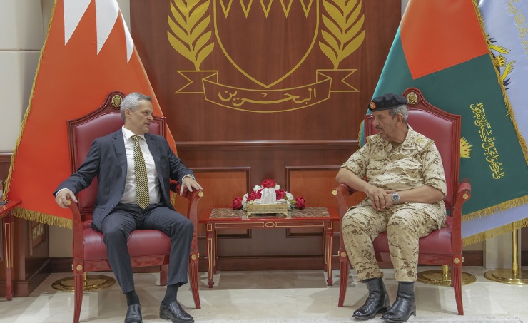 BDF Commander-in-Chief receives Russian ambassador to Bahrain