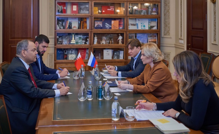 Bahrain Ambassador to Russia meets Russian Minister of Culture