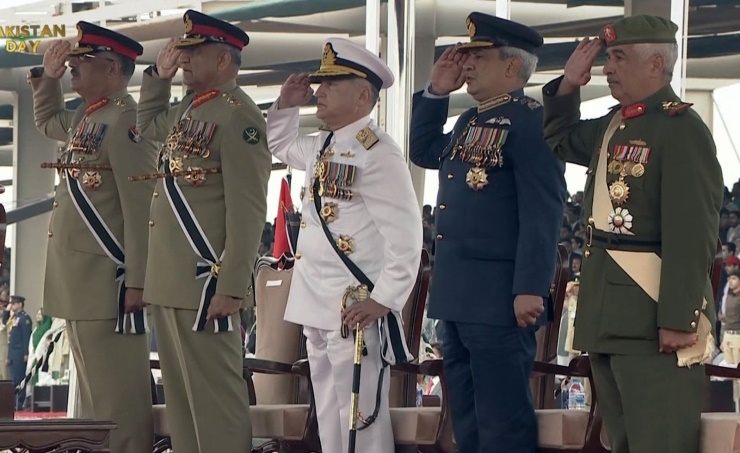 National Guard chief attends Pakistan Day parade