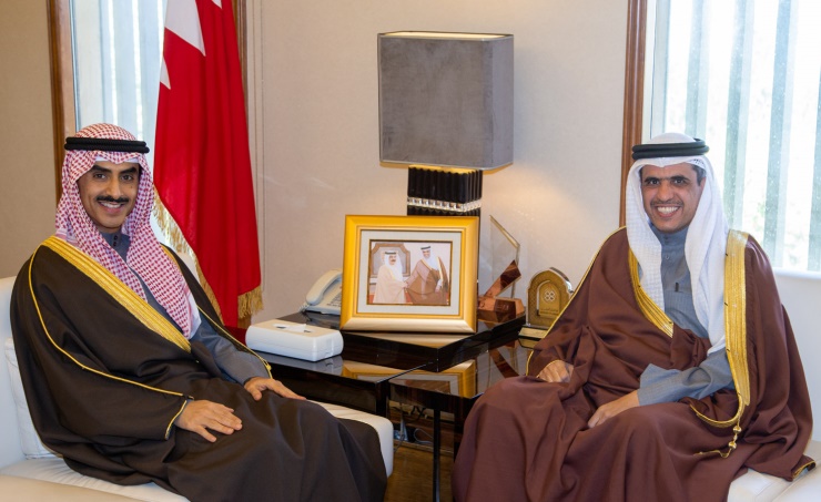 Information Minister receives Kuwaiti ambassador