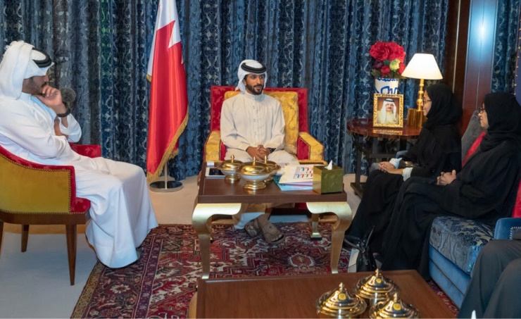 HH Shaikh Nasser receives Bahraini student