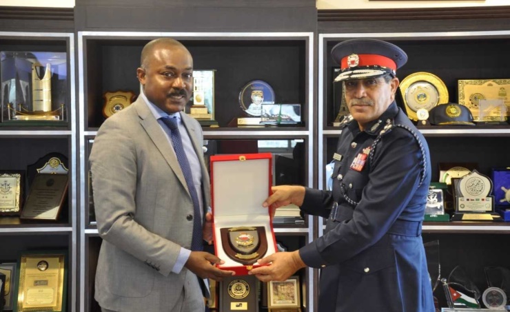 Coast Guard Commander receives newly appointed US military attaché