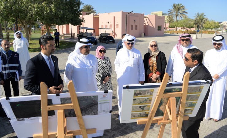 Municipalities, Oil Ministers visit Dohat Arad