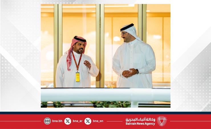 HH Shaikh Isa bin Salman attends 29th race of REHC season