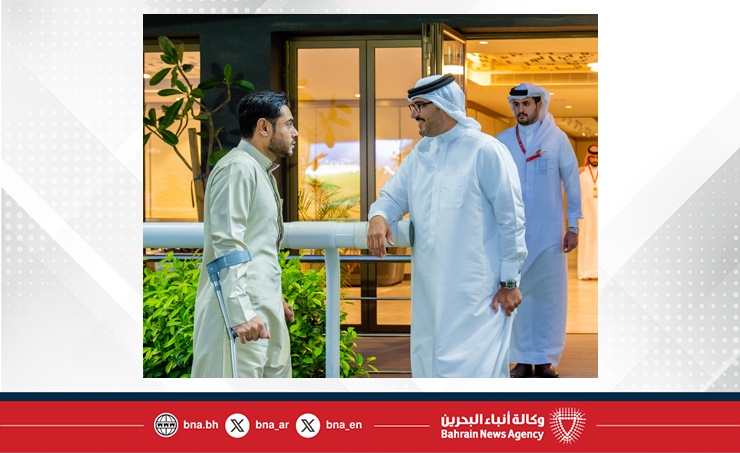 HH Shaikh Isa bin Salman attends 29th race of REHC season