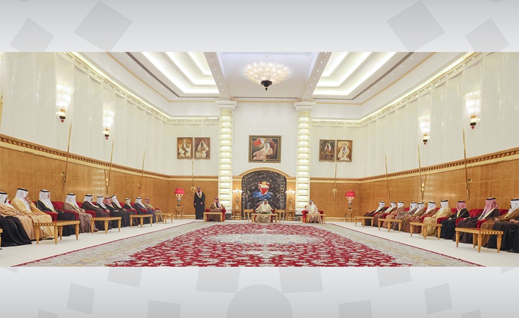 HM King receives Al-Musallam family