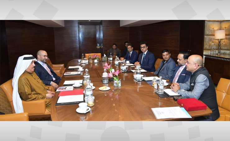 Industry Minister meets Indian PHDCCI President