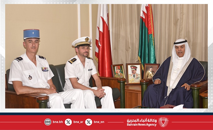 Defence Minister receives newly appointed French Military Attaché