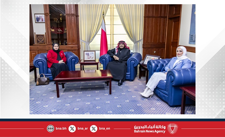 Education Minister receives AOU President