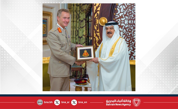 HM King receives RMAS Commandant