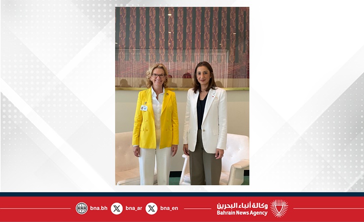 The Minister of Sustainable Development and Chief Executive of the ...