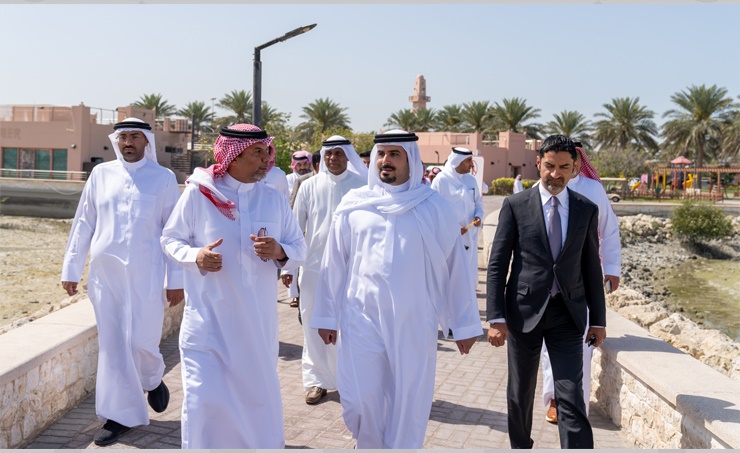 HH Shaikh Mohammed bin Salman bin Hamad Al Khalifa visits Dohat Arad ...