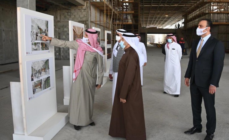 Industry Minister visits BIECC project