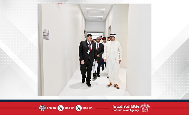 Southern Governor visits Isa Town Social Services Complex Project