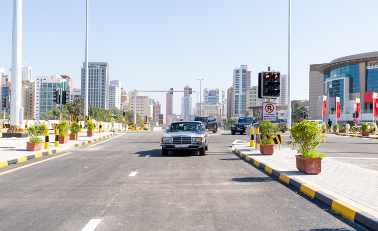 HRH the Crown Prince and Prime Minister visits the Al Fateh Highway ...
