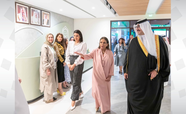 HH Shaikh Isa bin Salman bin Hamad Al Khalifa inaugurates the Bahrain ...