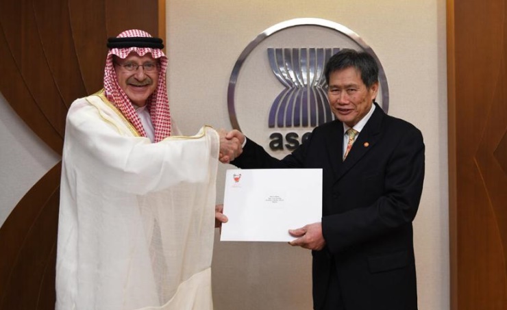 Bahrain's ambassador presents credentials to ASEAN