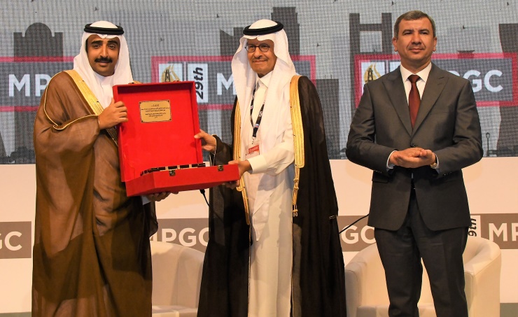 The Minister of Oil inaugurates the activities of the 29th Middle East ...