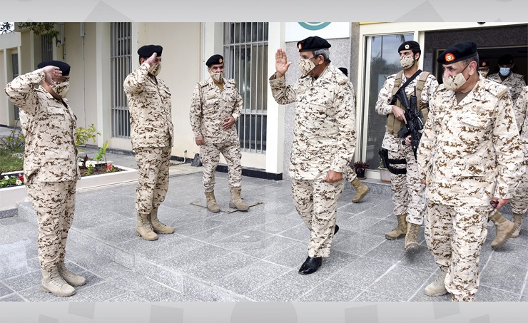 Commander-in-Chief inspects BDF unit