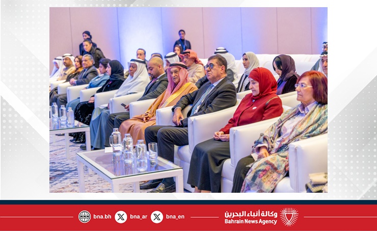 Shura Council First Deputy Chairman attends Tamayoz conference