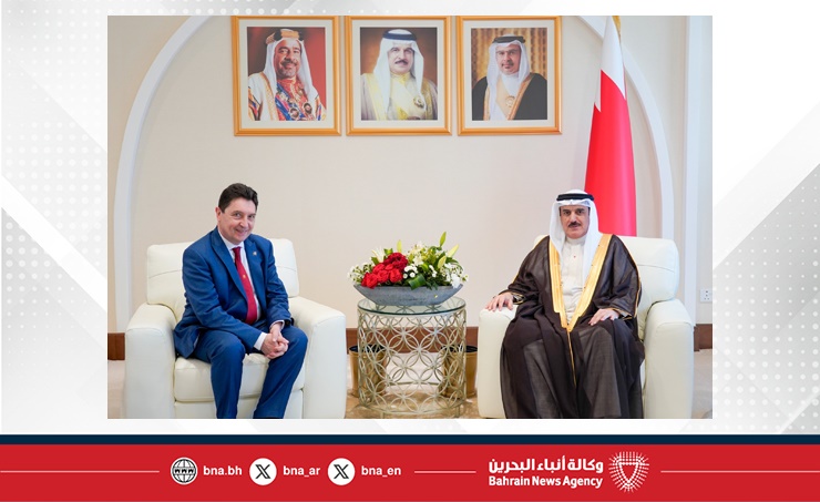 Speaker receives French Senator